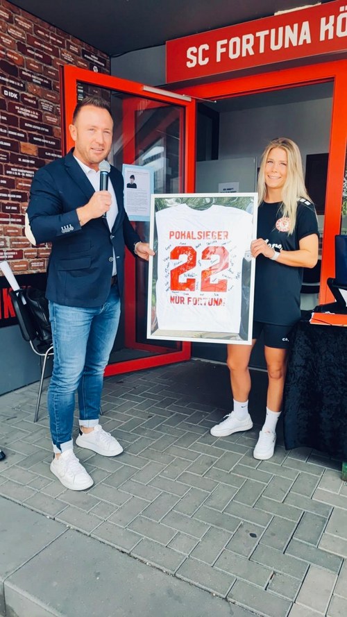 Erste gemeinsame Saisoneröffnung und Trainingsauftakt – Die 1. Frauenmannschaft startet rundum ...